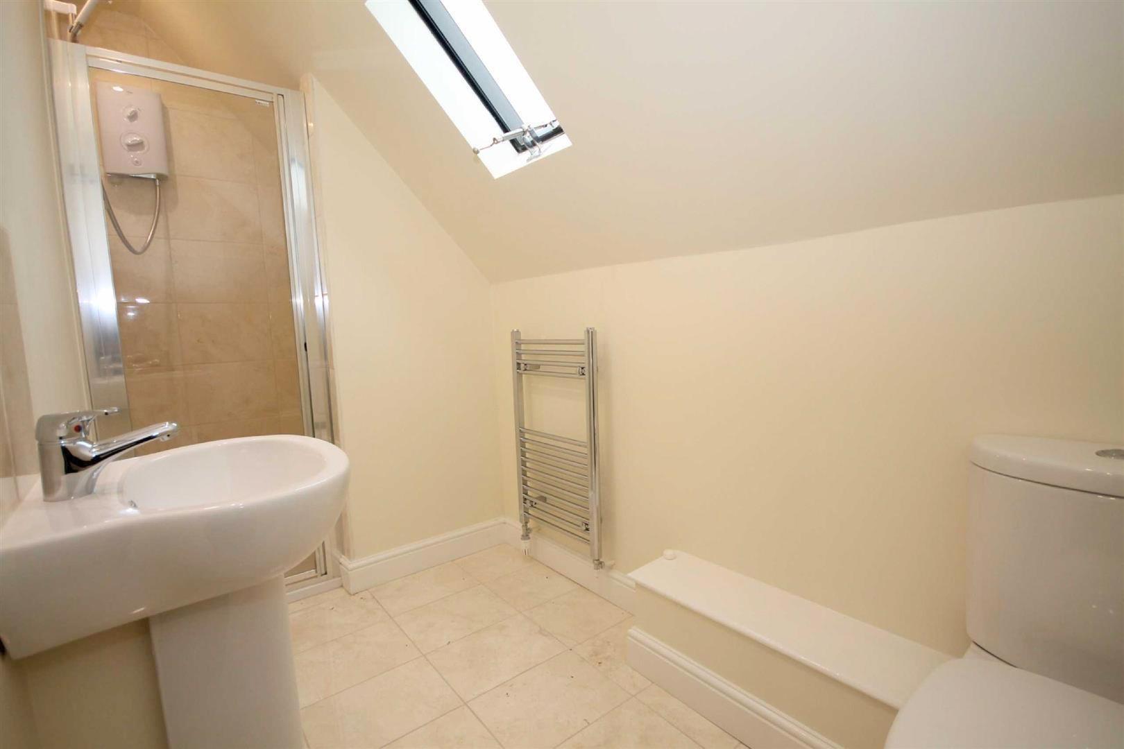Gilesgate, Gilesgate, Durham – Robinsons